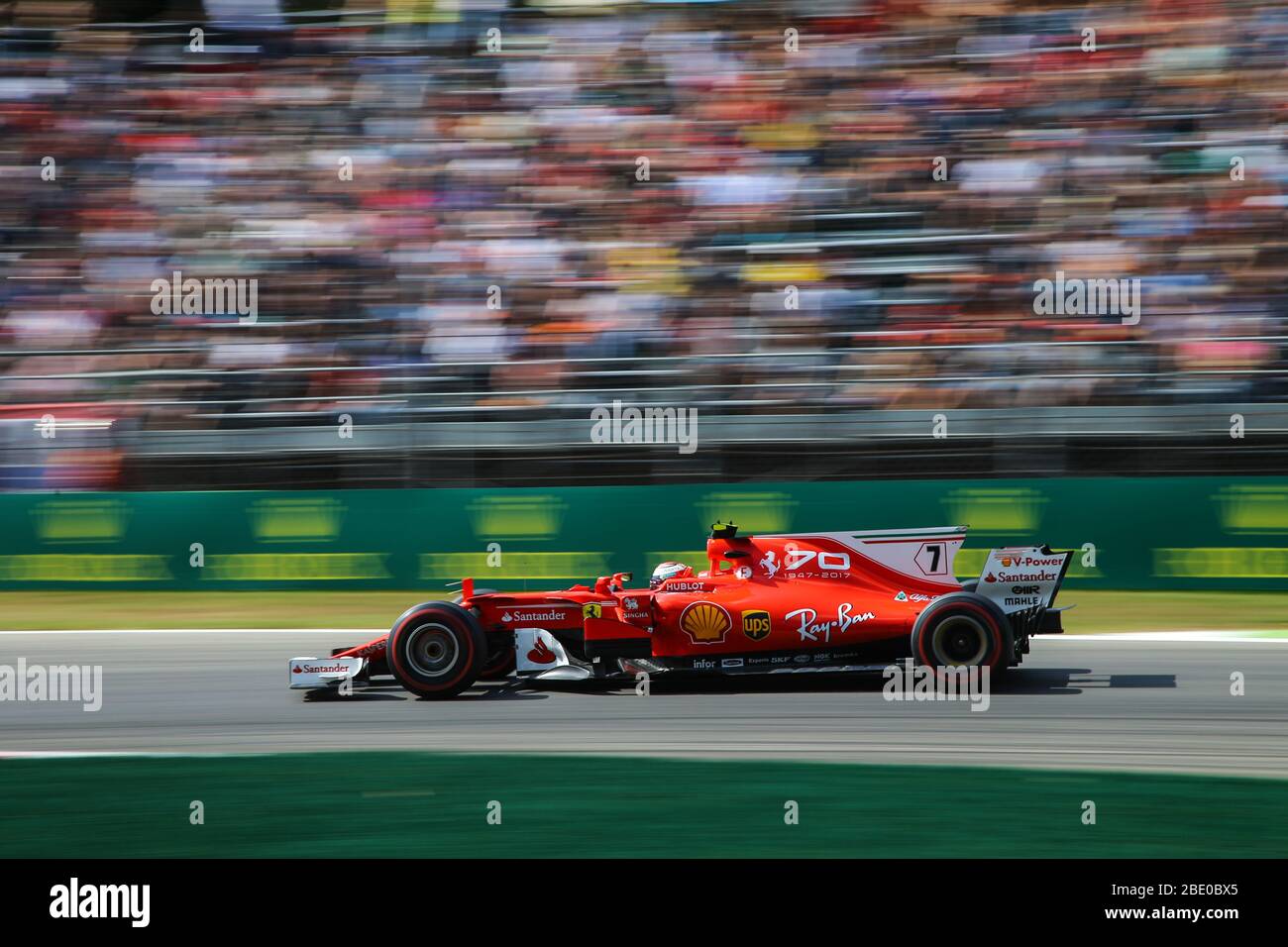 Ferrari sf70 h Banque de photographies et d’images à haute résolution ...