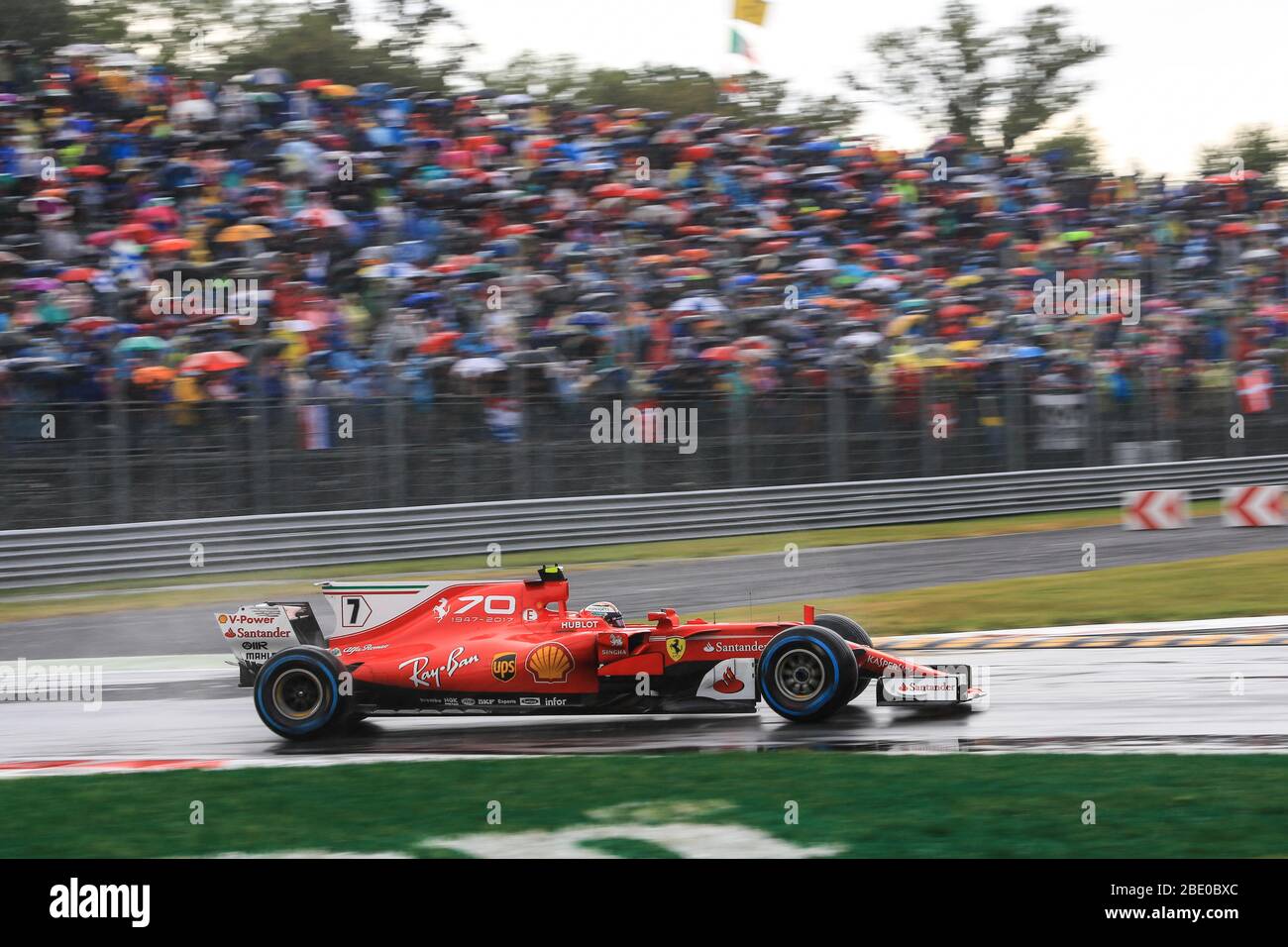 Ferrari sf70 h Banque de photographies et d’images à haute résolution ...