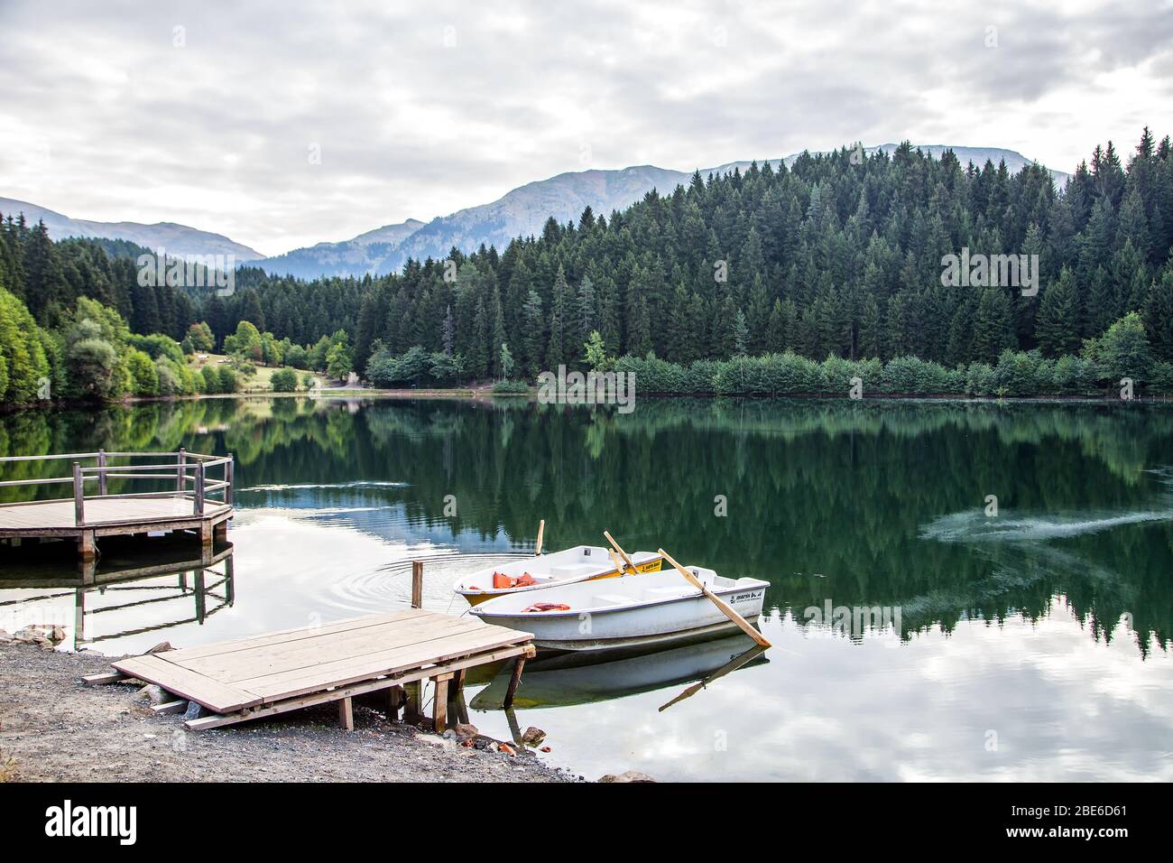 Artvin savsat karagol Banque de photographies et d’images à haute ...