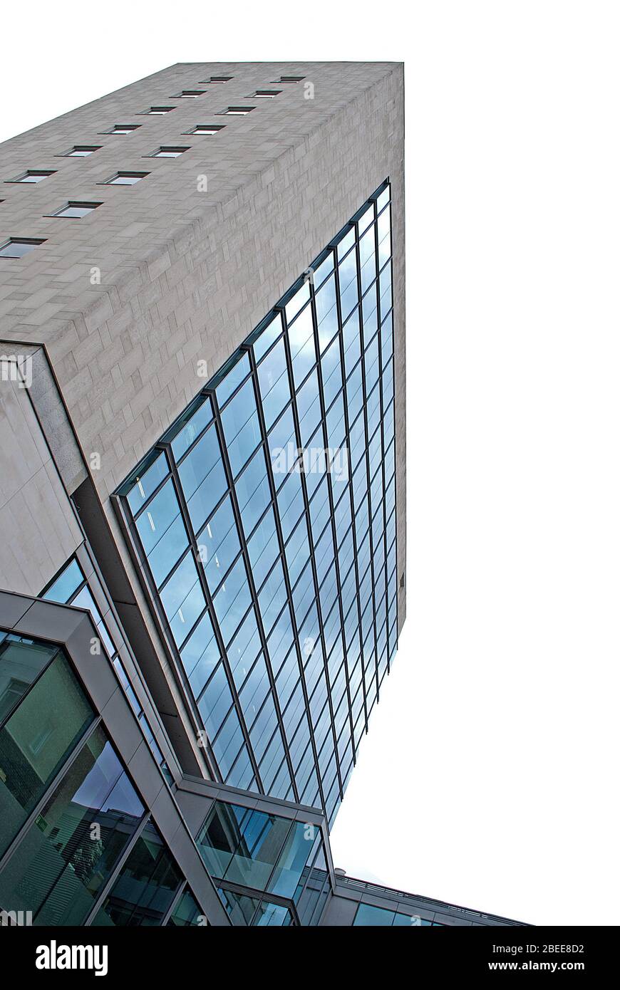 Bâtiment en béton des années 1960 Banque de photographies et d’images à ...