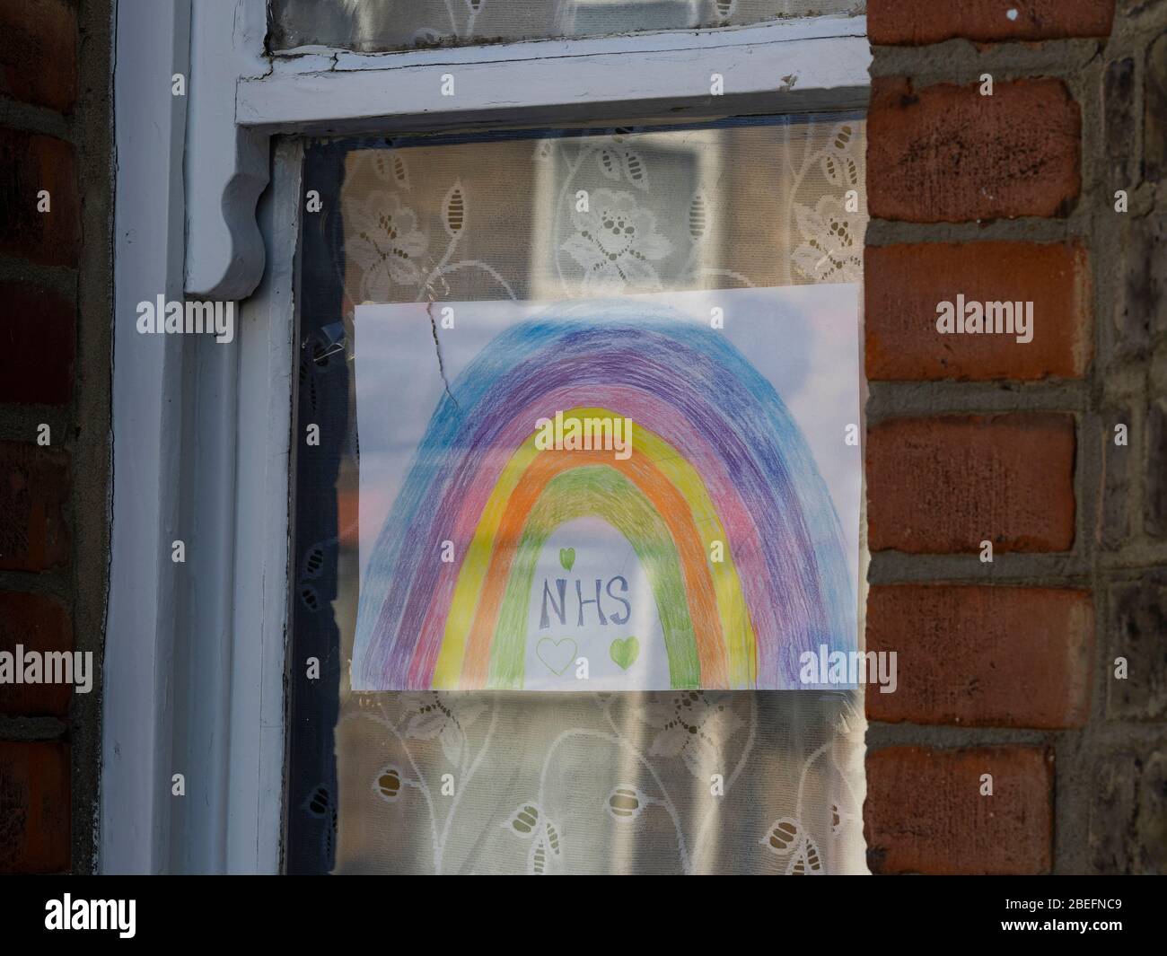 Clap for nhs sign in window Banque de photographies et d’images à haute ...