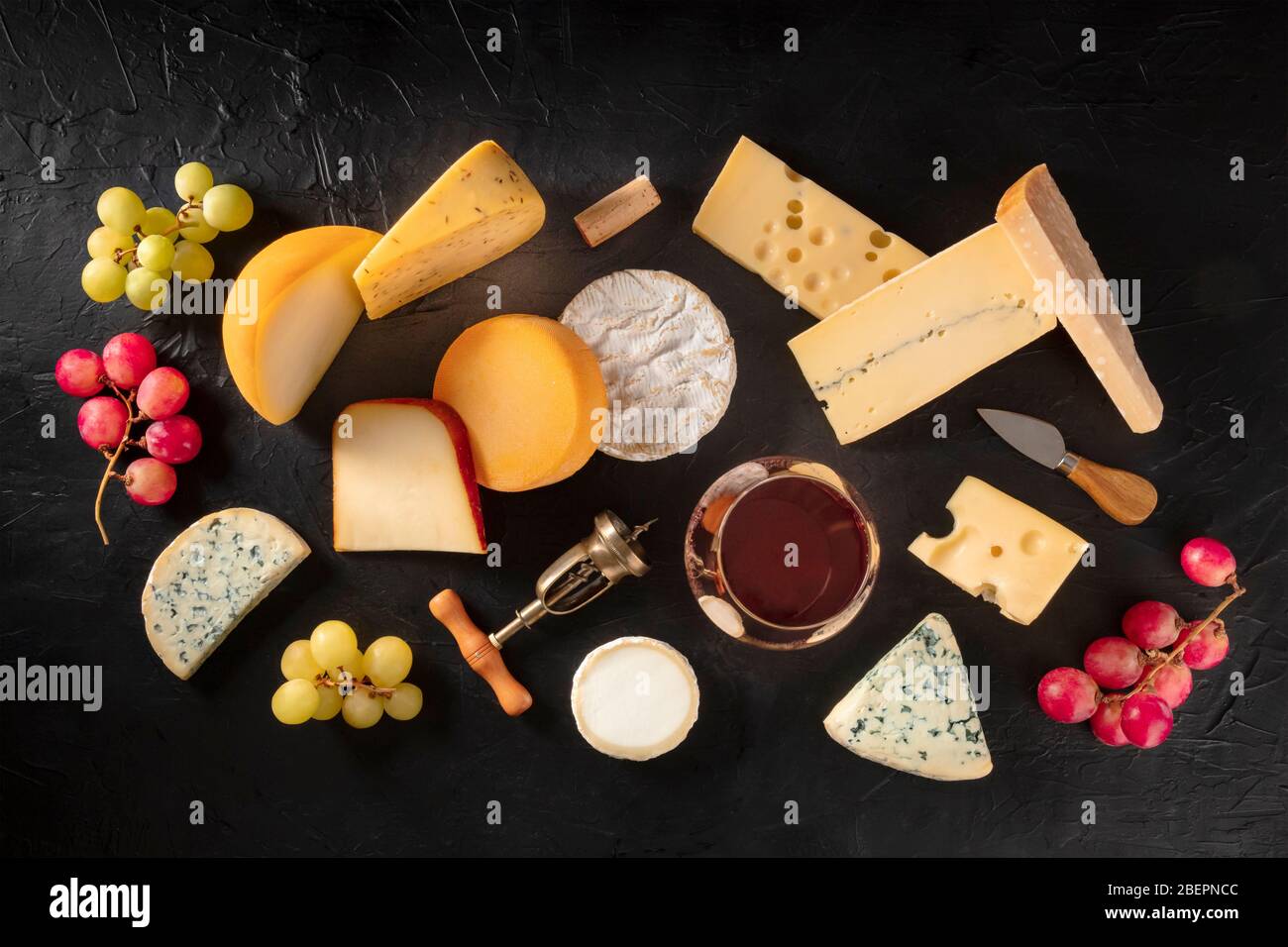 Fond de fromage noir Banque de photographies et d’images à haute ...