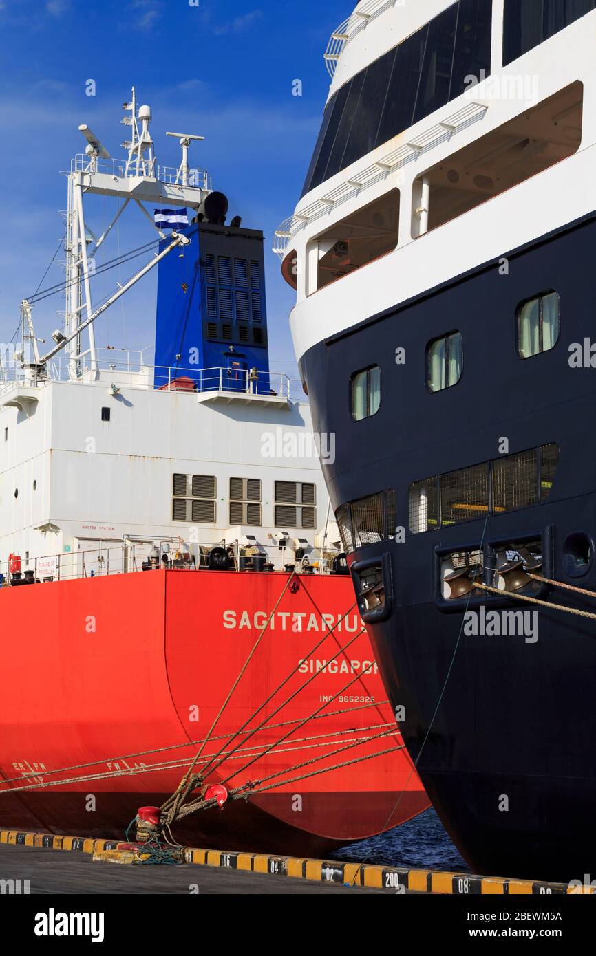 Port de corinto Banque de photographies et d’images à haute résolution ...