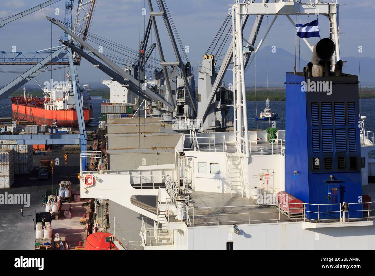 Port de corinto Banque de photographies et d’images à haute résolution ...