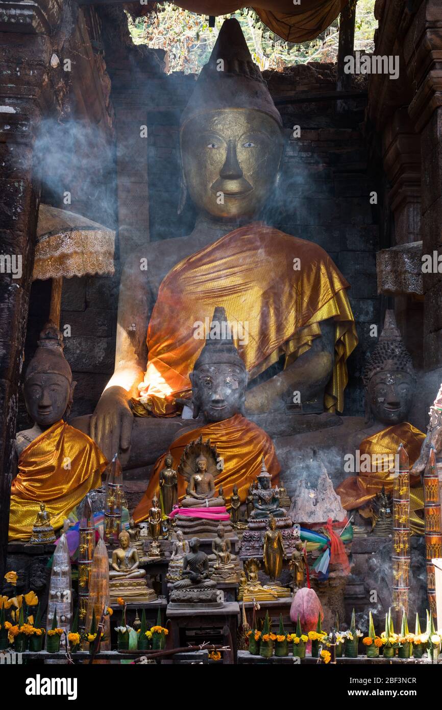 Champasak laos Banque de photographies et d’images à haute résolution ...