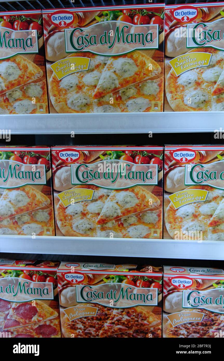 Dr oetker frozen pizza Banque de photographies et d’images à haute ...