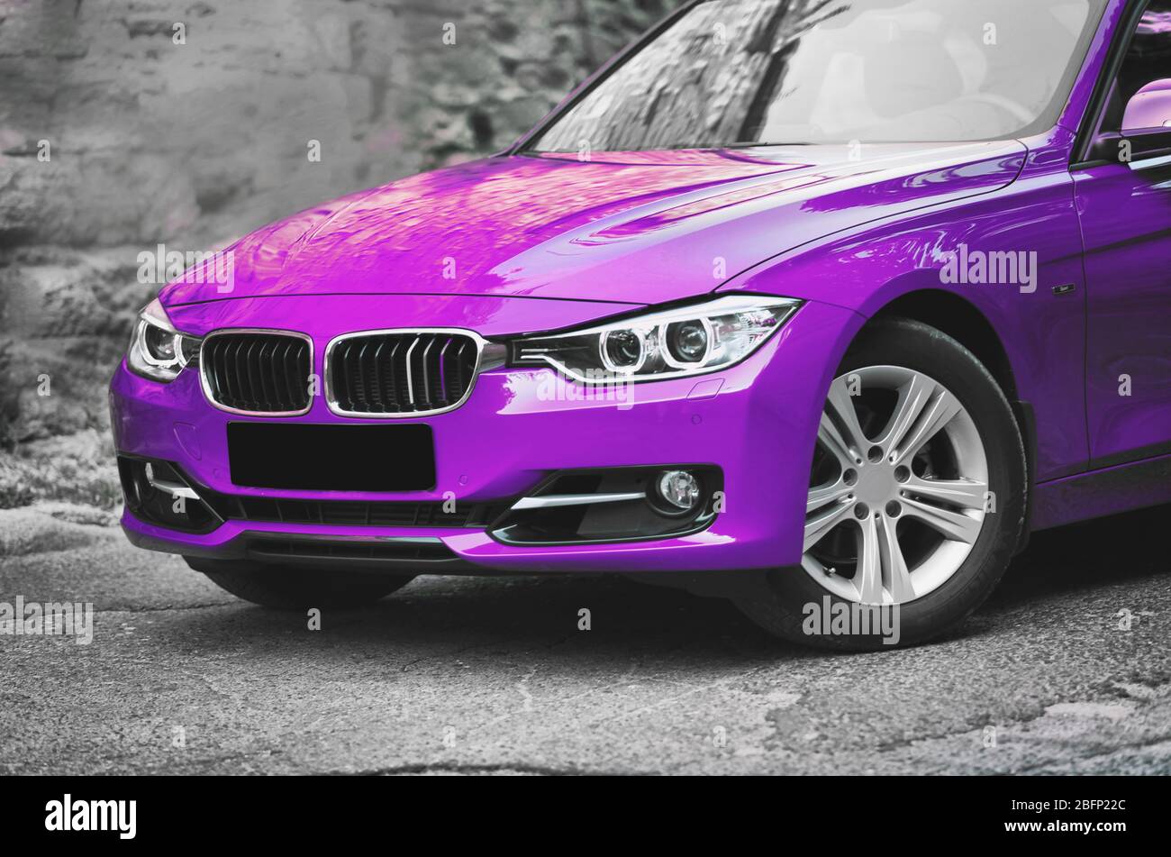 Mauve car Banque de photographies et d’images à haute résolution - Alamy