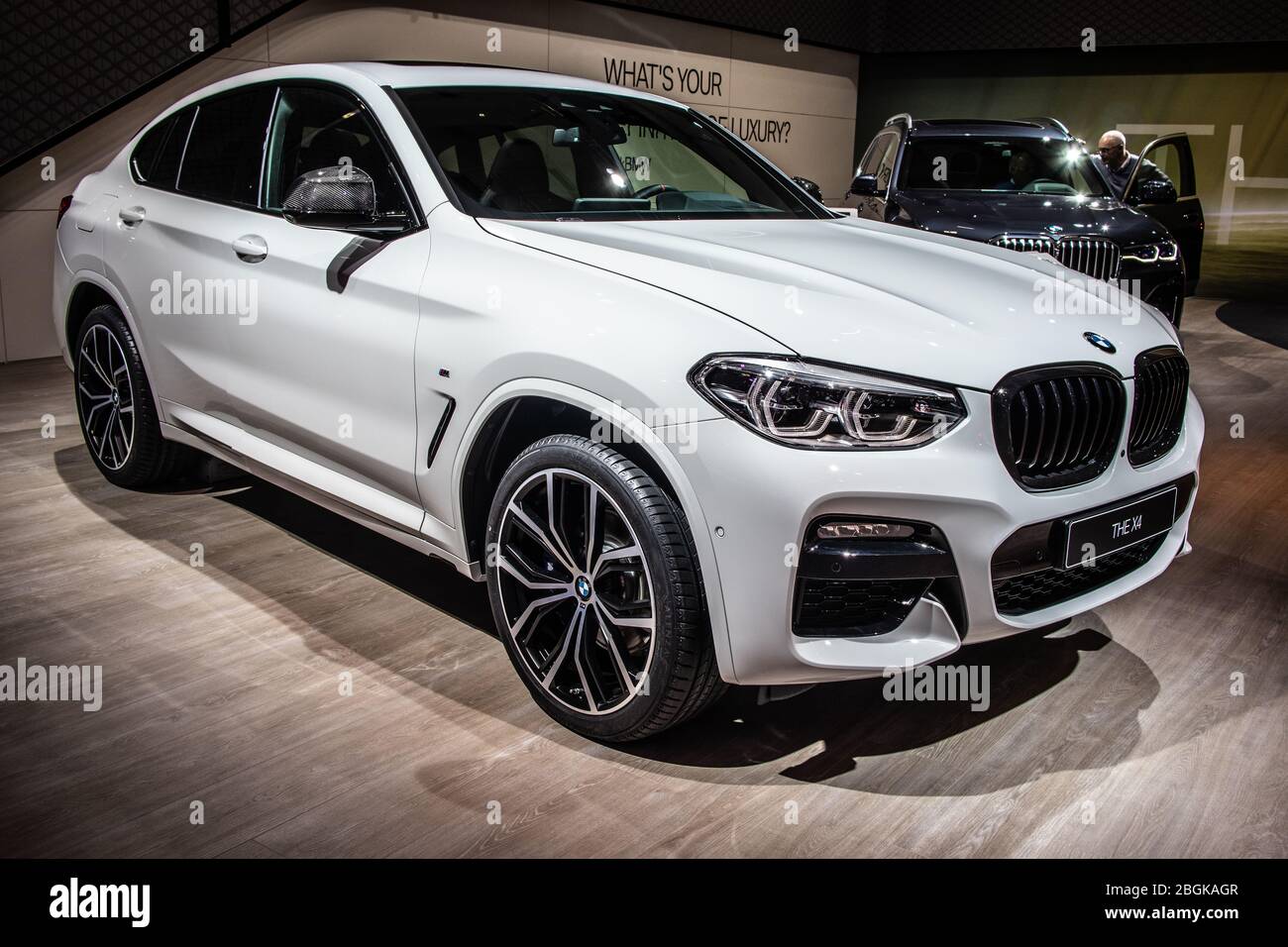 Bmw x4 Banque de photographies et d’images à haute résolution - Alamy