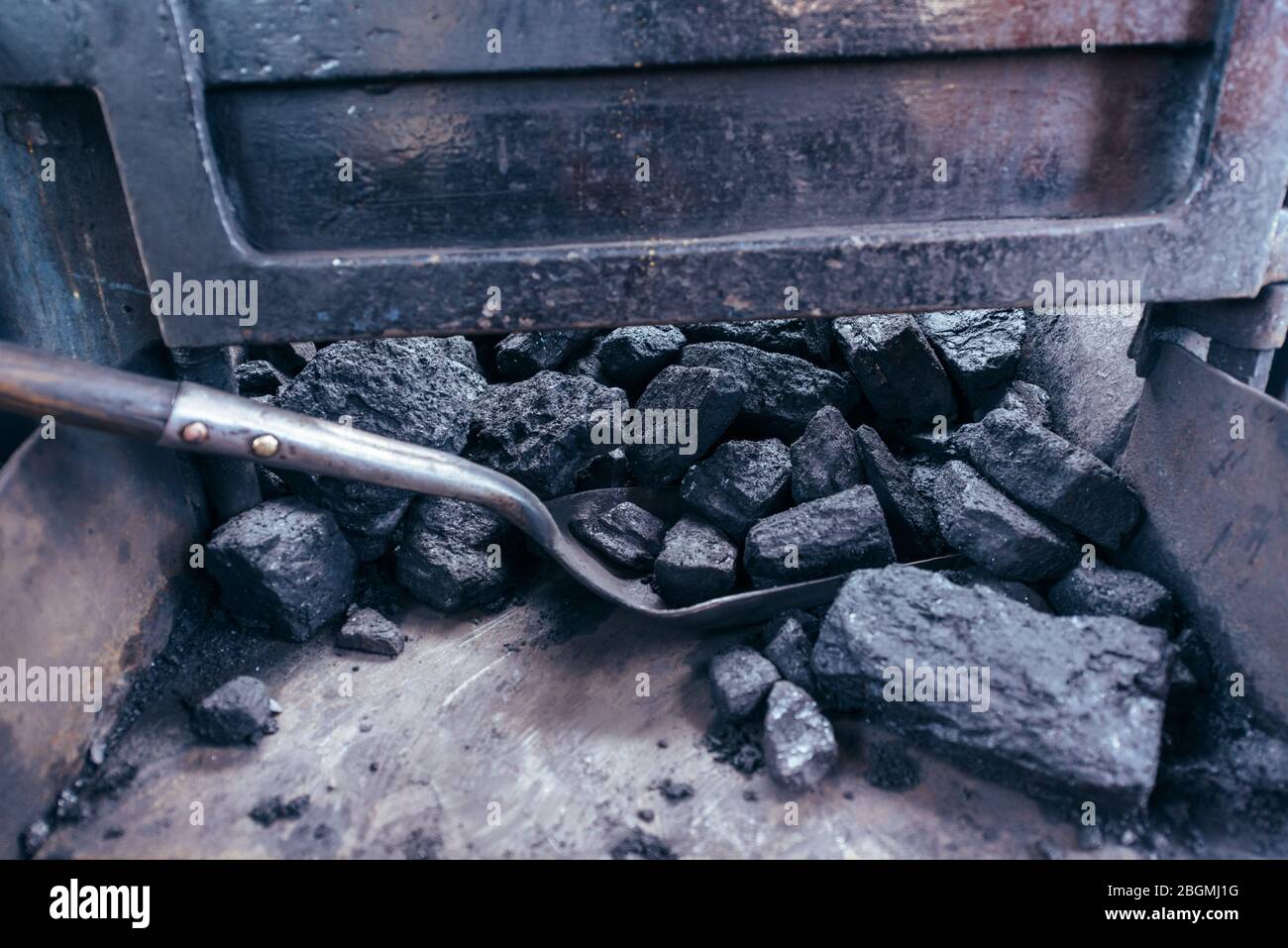 Vieille pelle à vapeur fonctionnement Banque de photographies et d ...