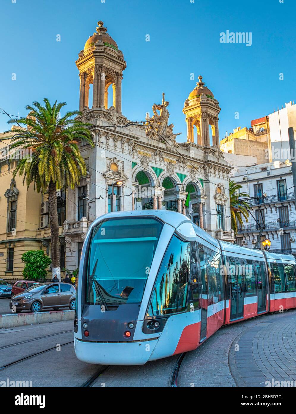 Argelia, ville d'Oran, place du premier novembre, théâtre régional et ...