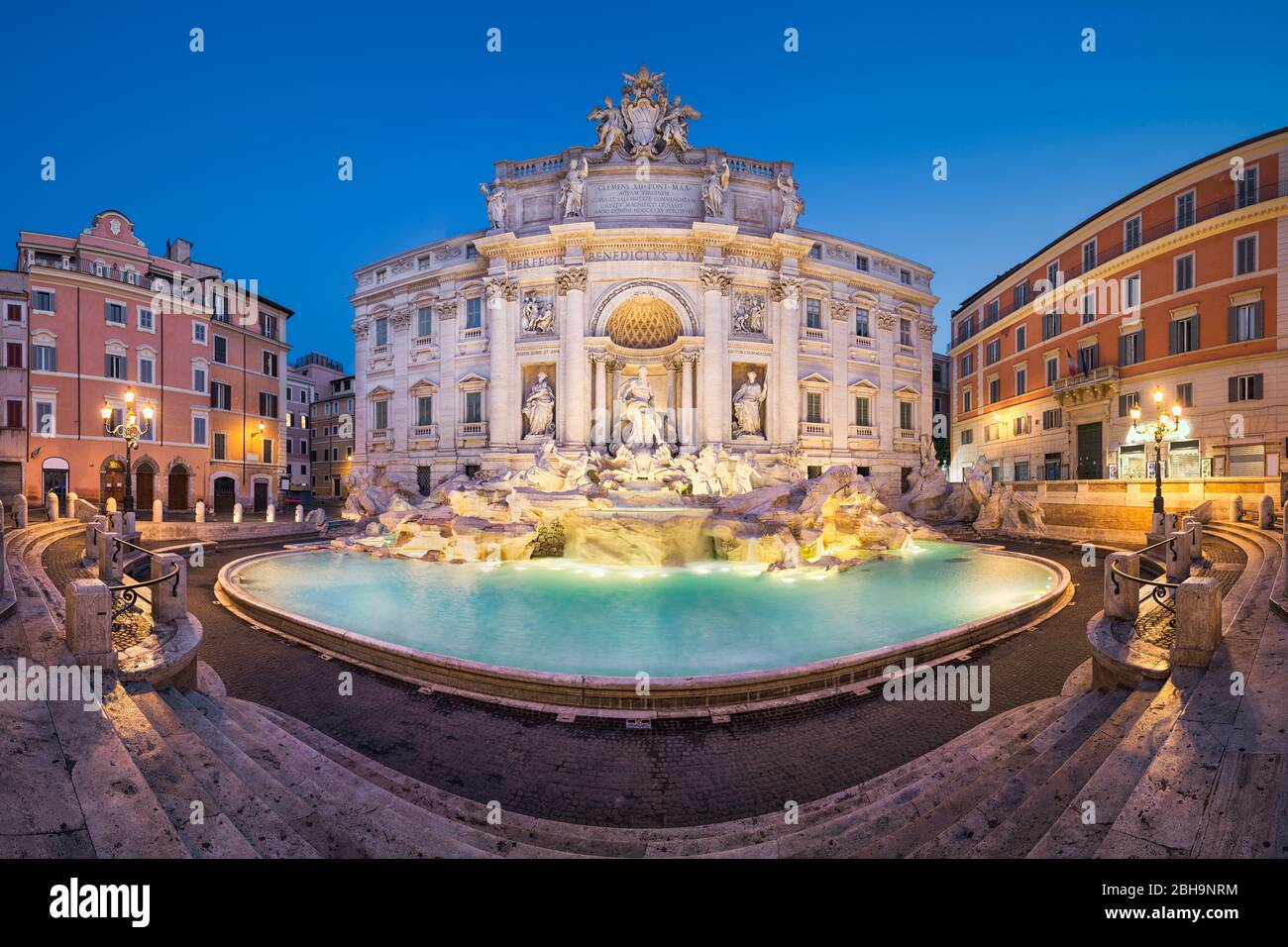 La fontaine de trévi à rome Banque de photographies et d’images à haute ...
