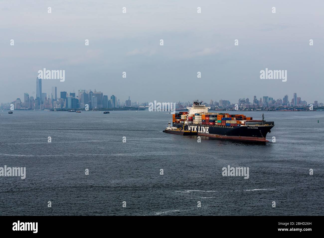 Container ship new york Banque de photographies et d’images à haute ...