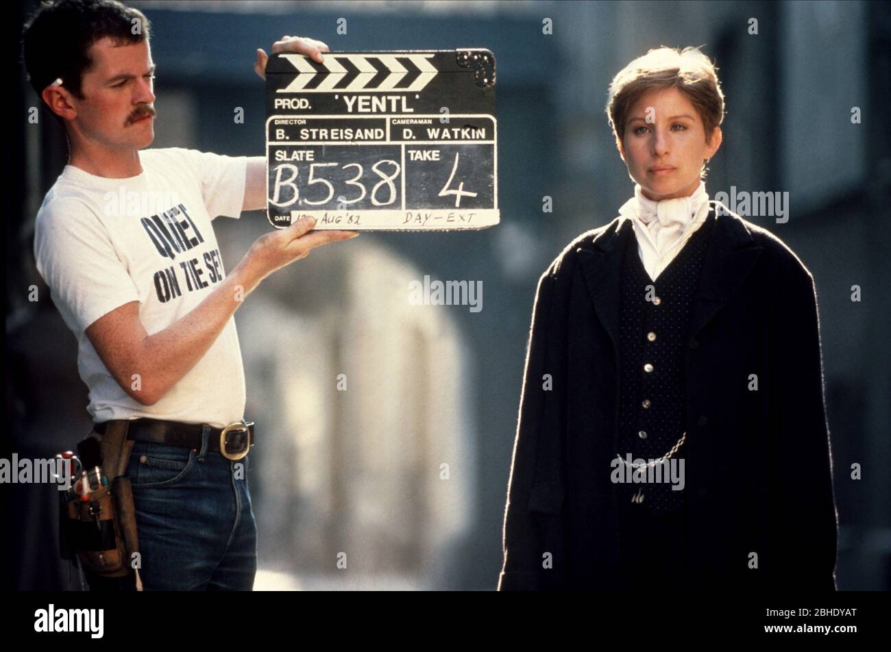 Yentl 1983 Barbra Streisand Banque d'image et photos - Alamy