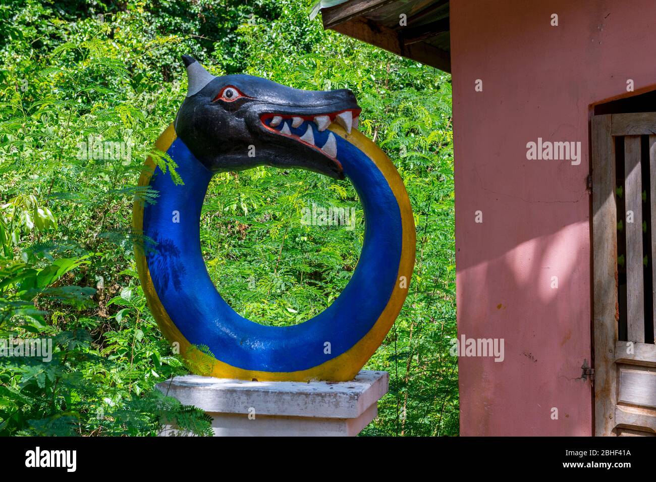 Benin statue Banque de photographies et d’images à haute résolution - Alamy