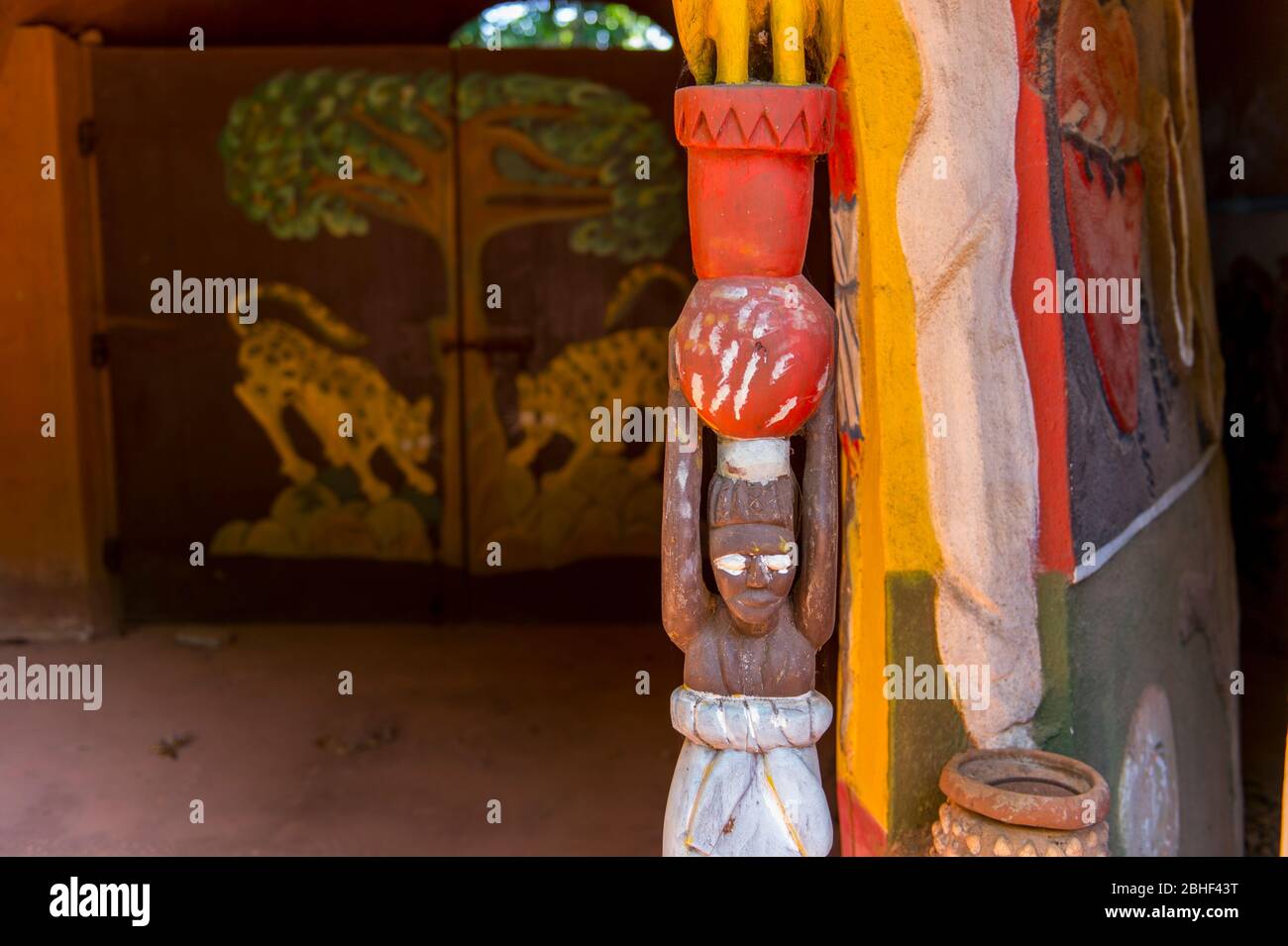 Forêt sacrée de kpasse zoun Banque de photographies et d’images à haute ...