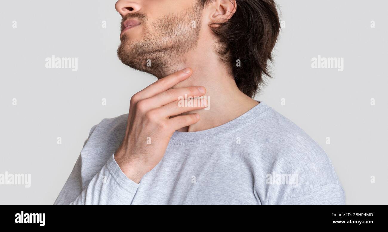 Mal de gorge homme Banque de photographies et d’images à haute ...