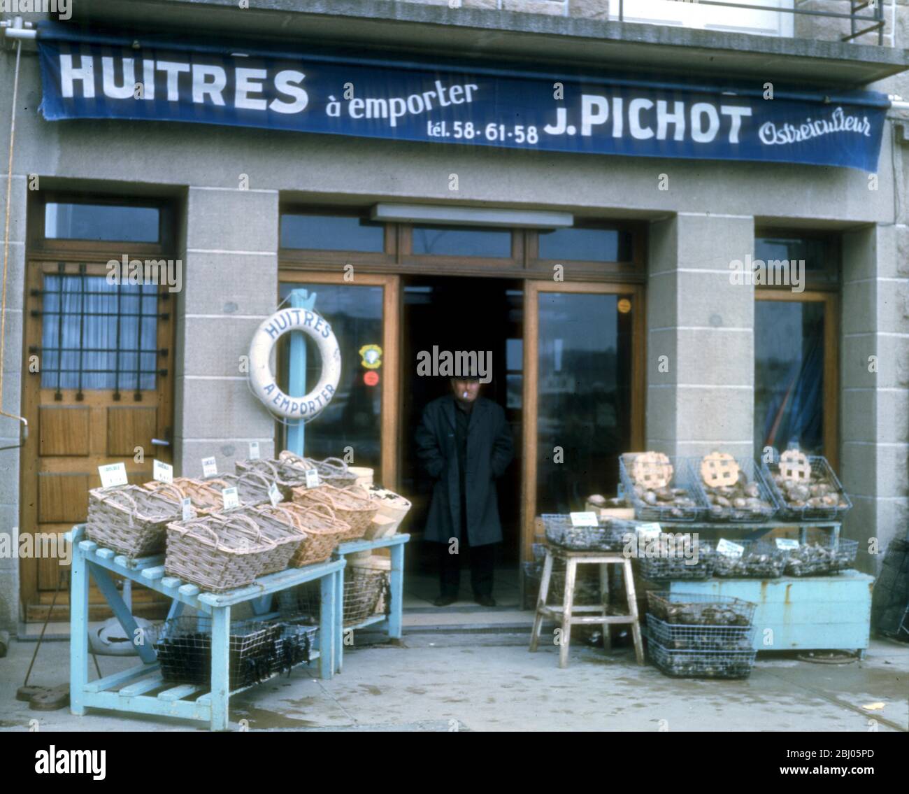 Poissonnerie france Banque de photographies et d’images à haute ...