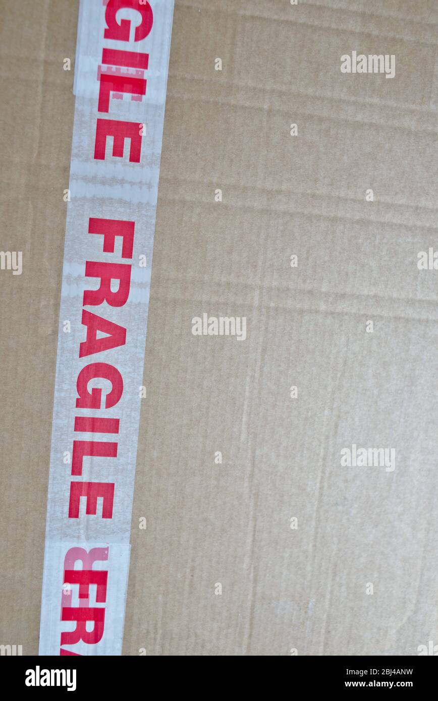 Emballage fragile Banque de photographies et d’images à haute ...