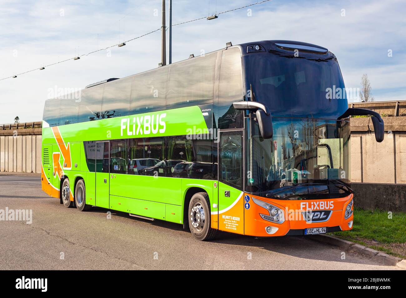 Logo flixbus Banque de photographies et d’images à haute résolution - Alamy