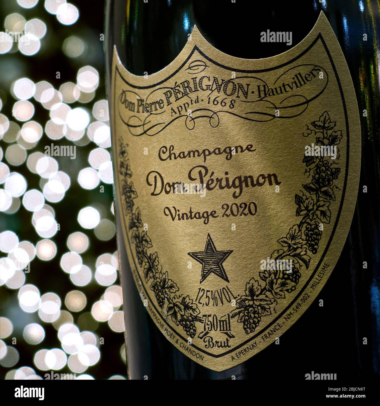 Dom perignon champagne vintage Banque de photographies et d’images à ...