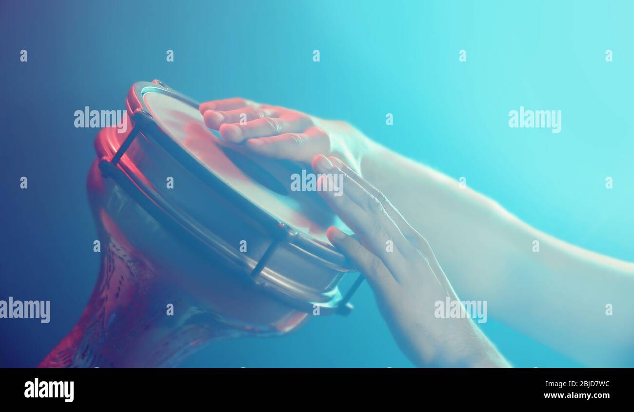 Tambour d'art autochtone Banque de photographies et d’images à haute ...