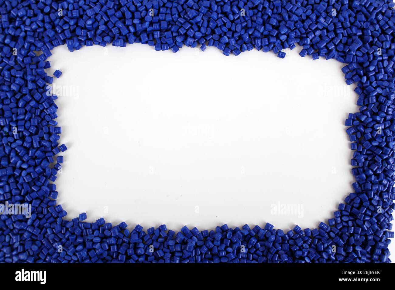 La figure géométrique formée par des polymères, du plastique, qui ...