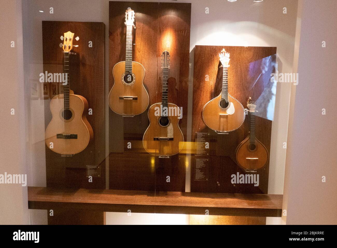 Fado music instrument Banque de photographies et d’images à haute ...