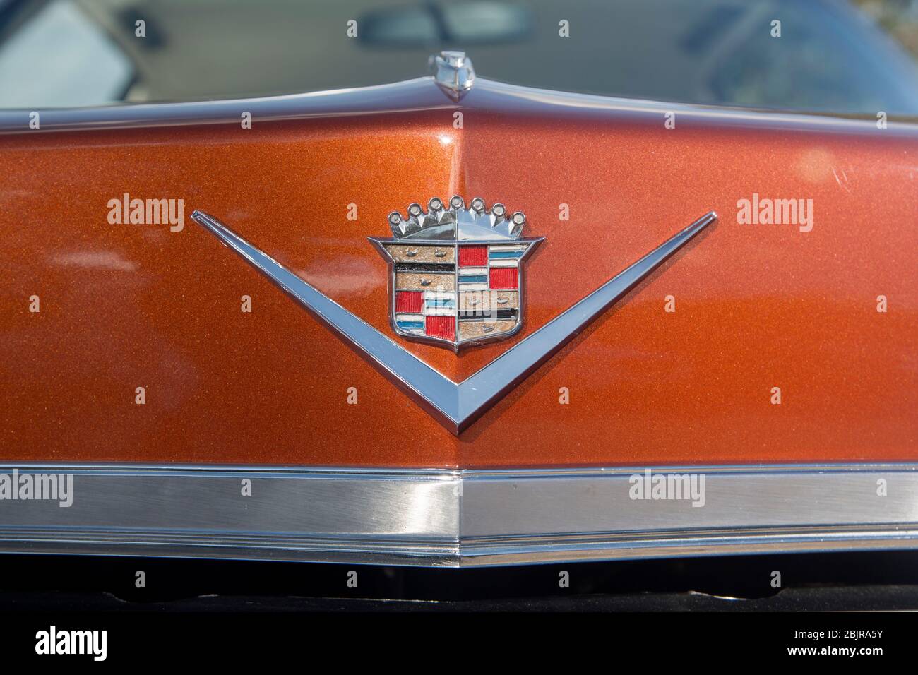 Cadillac deville logo Banque de photographies et d’images à haute ...