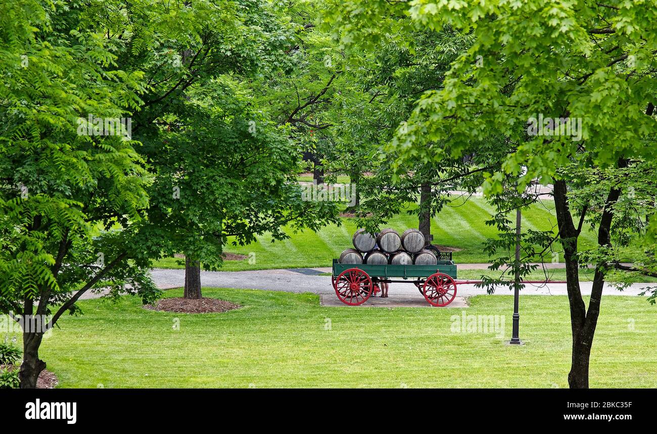 Vieux chariot tiré par des chevaux Banque de photographies et d’images à haute résolution - Alamy