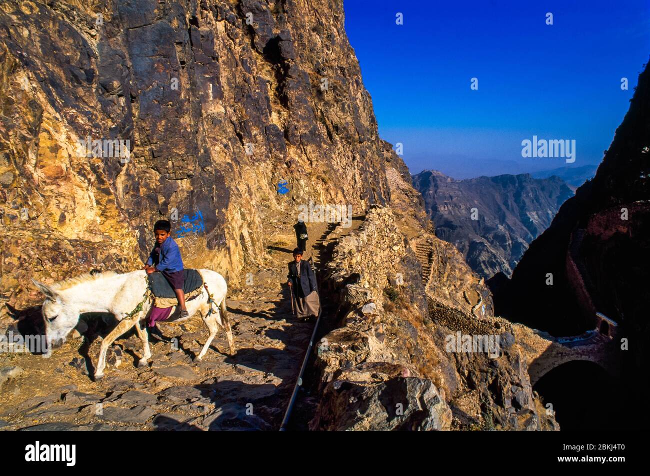 Yemen shahara bridge Banque de photographies et d’images à haute ...