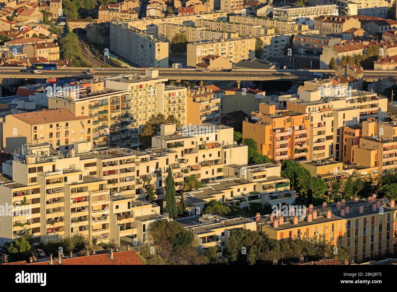 France, Bouches du Rhône, Marseille, 3ème arrondissement, zone euro ...