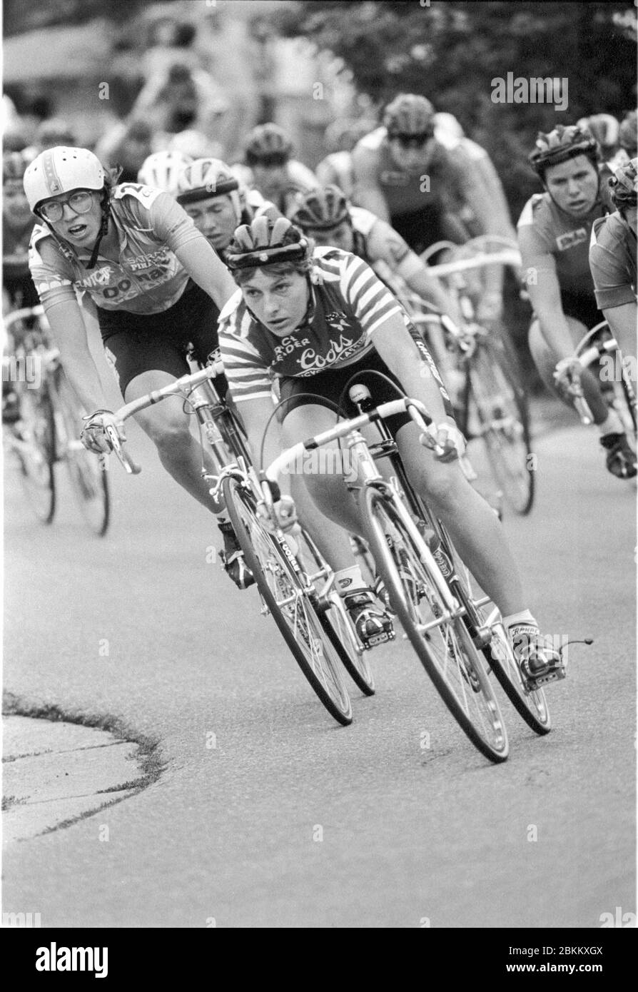 Le cycliste français Jeannie Longo pendant la course internationale de ...