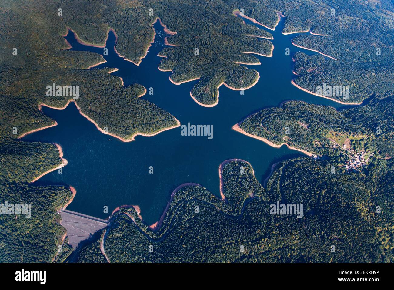 France, Meurthe et Moselle, Pierre Percee, lac de Pierre Percee près de ...