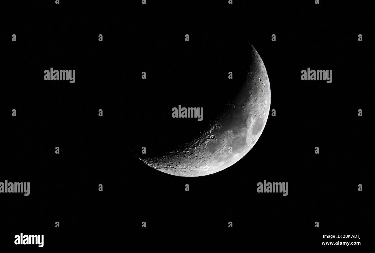 Notre satellite, la Lune Photo Stock - Alamy