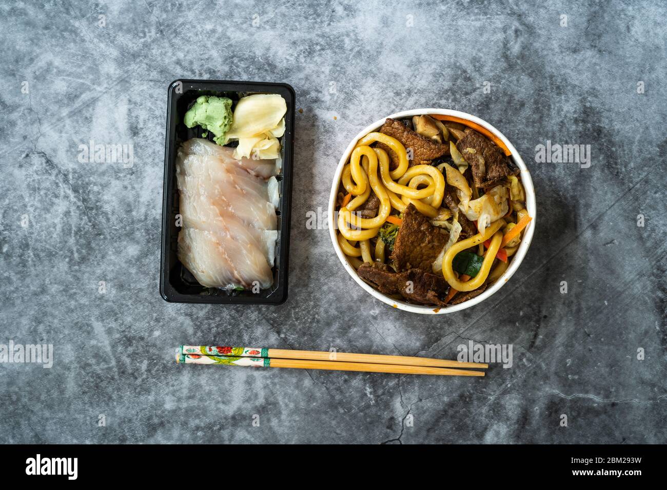 Sashimi de boeuf Banque de photographies et d’images à haute résolution ...