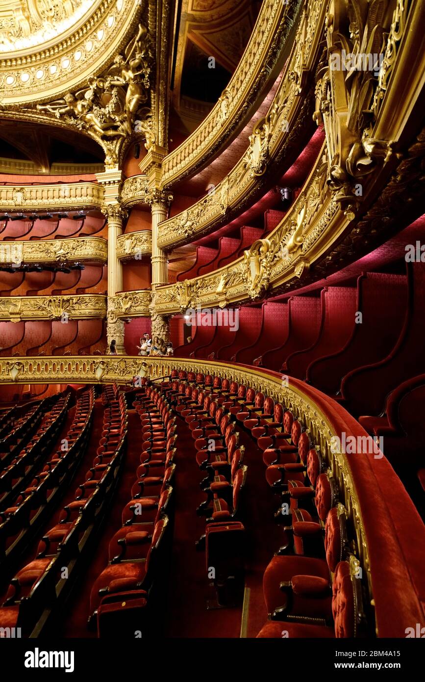 Opera Garnier And Auditorium Banque d'image et photos - Alamy