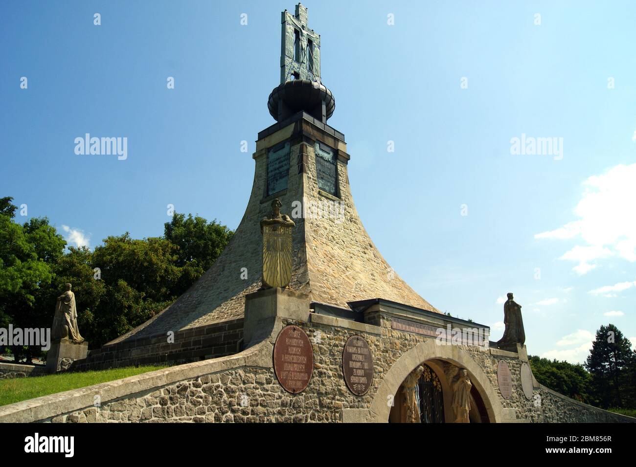 Cairn de paix - 'Mohila Miru' - Mémorial du champ de bataille d ...