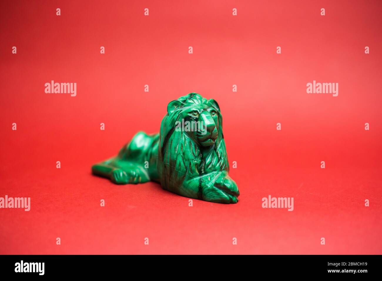 Lion figurine Banque de photographies et d’images à haute résolution ...