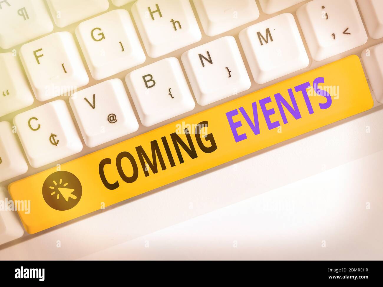 Écriture de texte écriture événements à venir. Photo conceptuelle ...