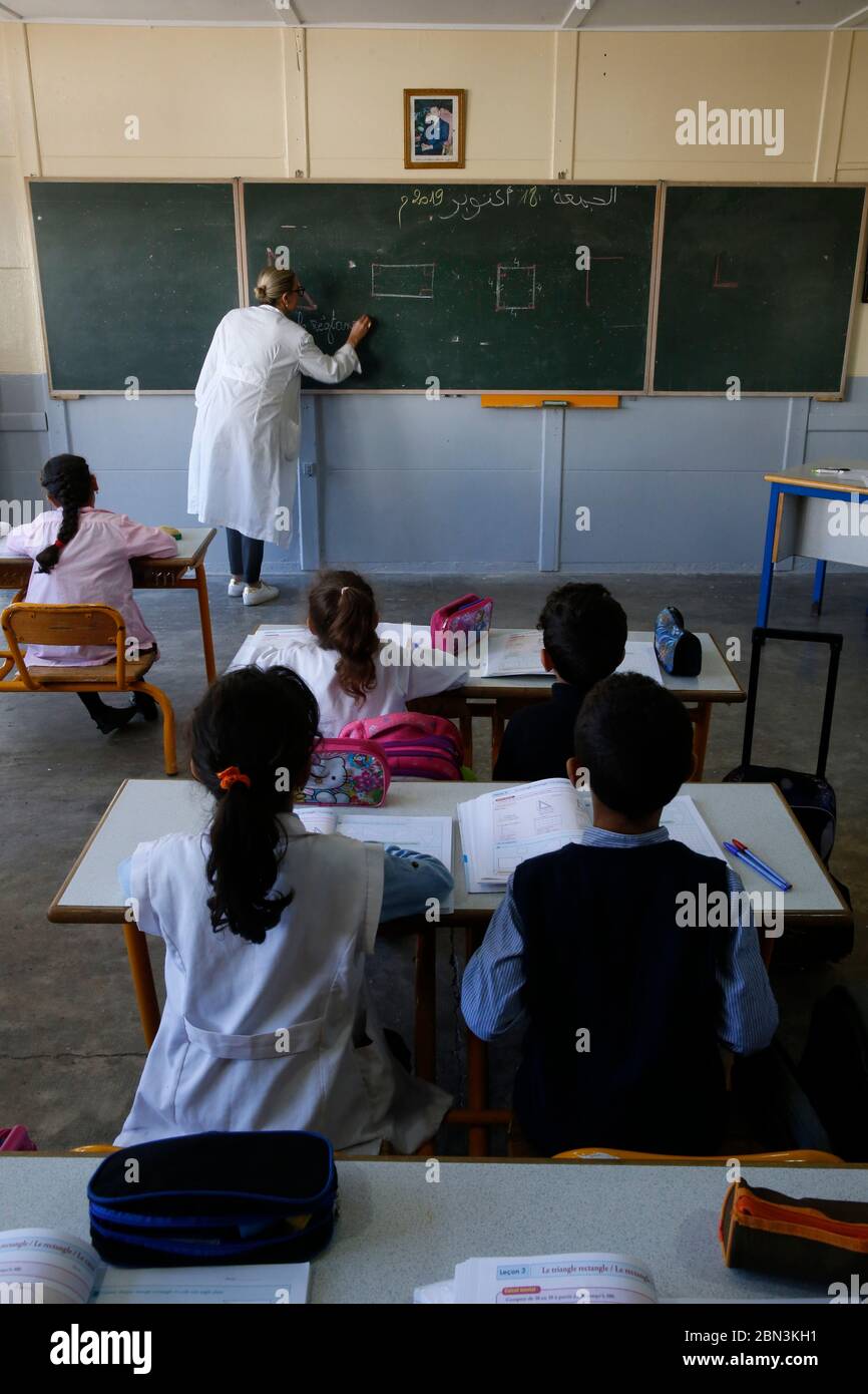 Morocco school classroom Banque de photographies et d’images à haute ...