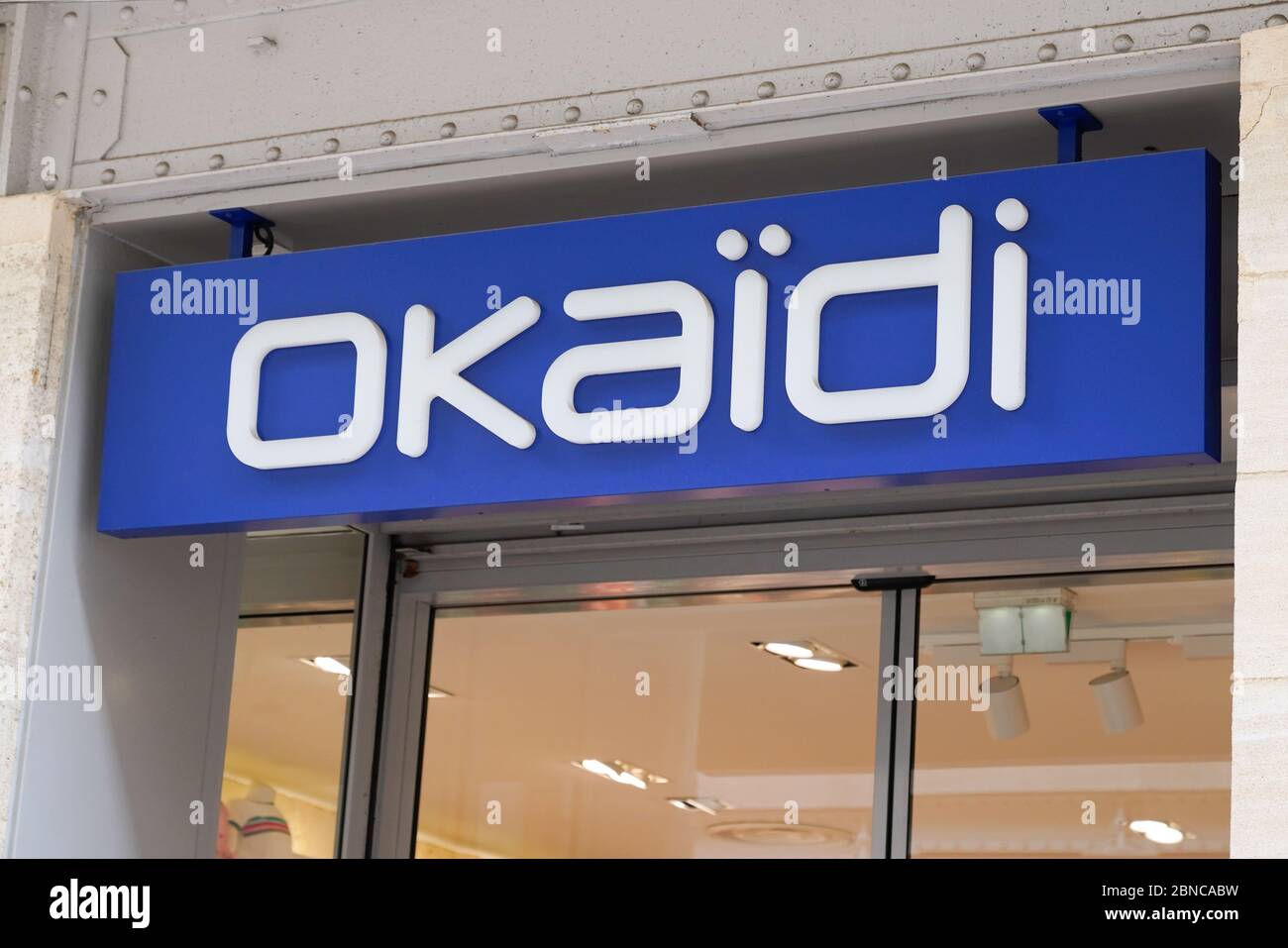 Okaidi logo Banque de photographies et d’images à haute résolution - Alamy