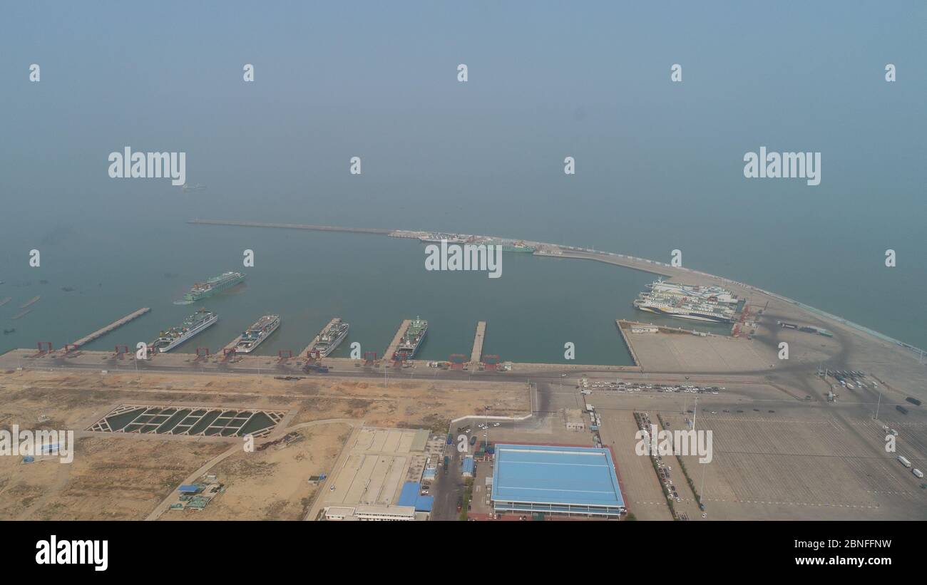 Une vue aérienne de la deuxième phase du nouveau port de Haikou, qui ...