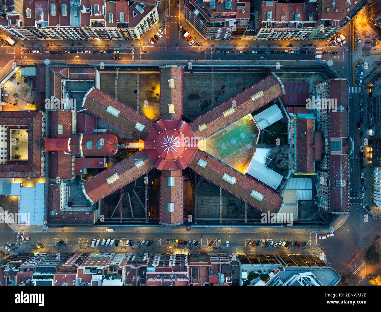 Vue aérienne de la vieille prison de Modelo dans le quartier eixample ...