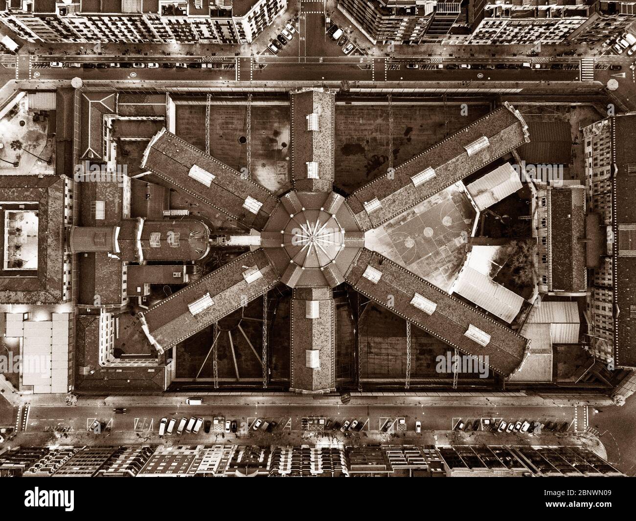 Vue aérienne de la vieille prison de Modelo dans le quartier eixample ...
