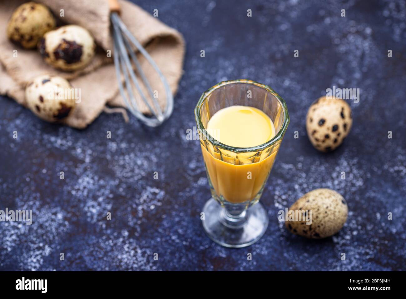 Vov liqueur Banque de photographies et d’images à haute résolution - Alamy