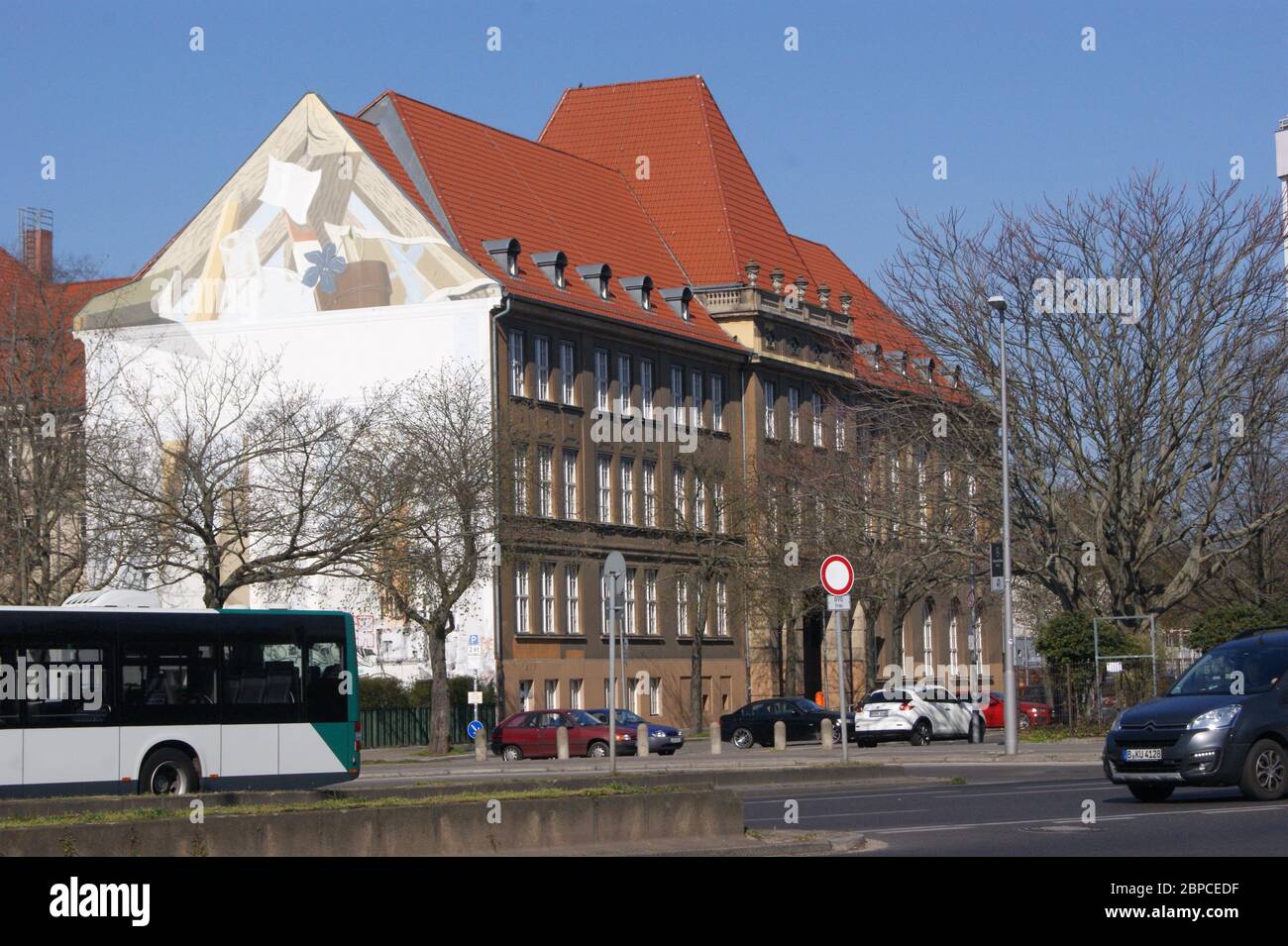 Lily braun oberschule Banque de photographies et d’images à haute ...