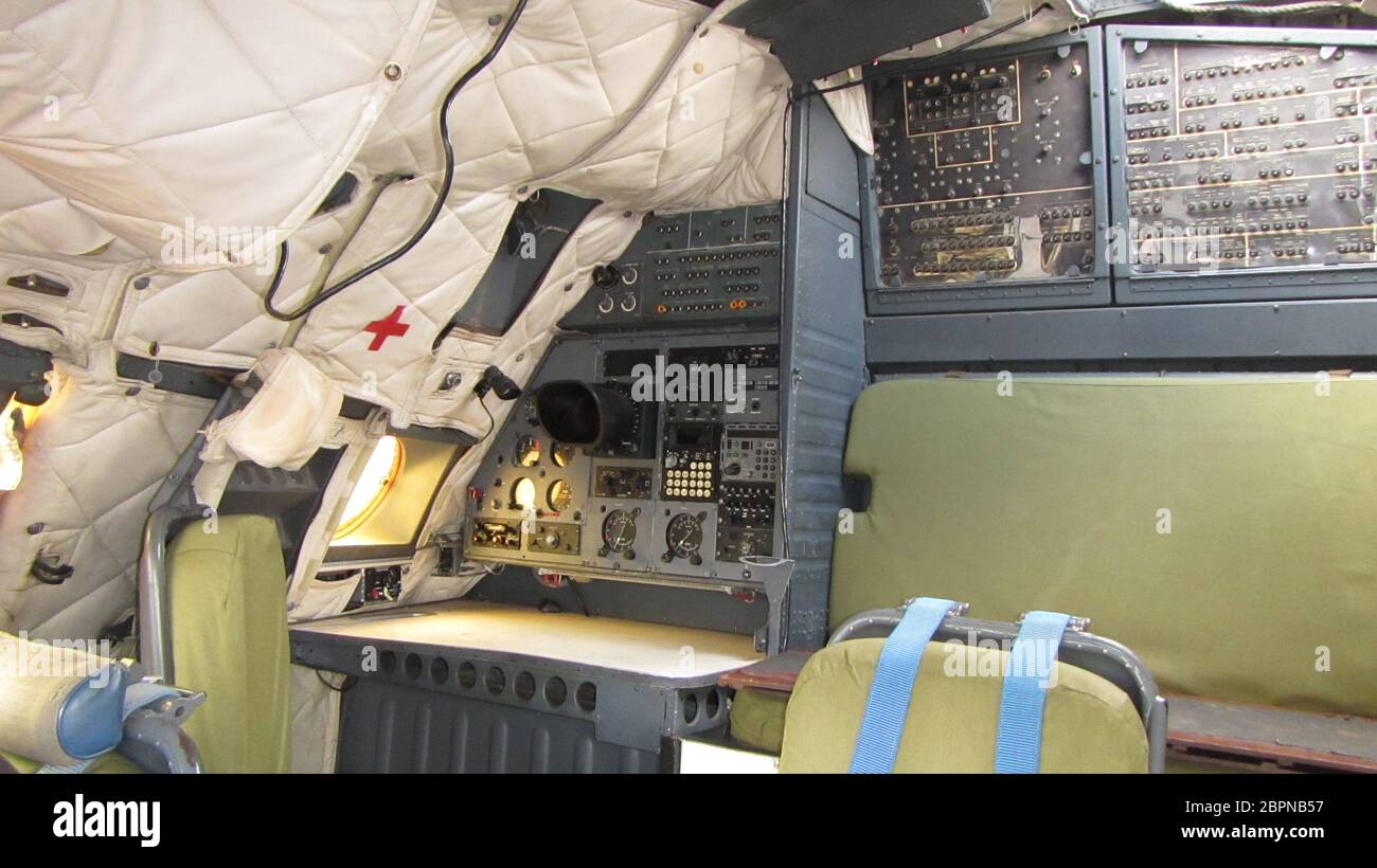 Cockpit transall c 160 Banque de photographies et d’images à haute ...