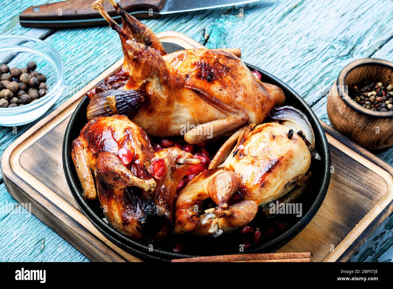 Viande de caille Banque de photographies et d’images à haute résolution ...