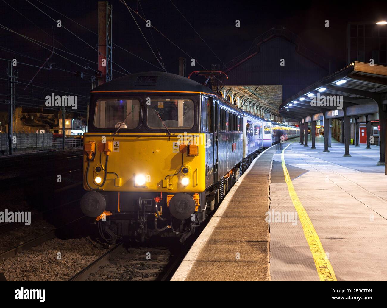 Class 87 locomotive Banque de photographies et d’images à haute ...