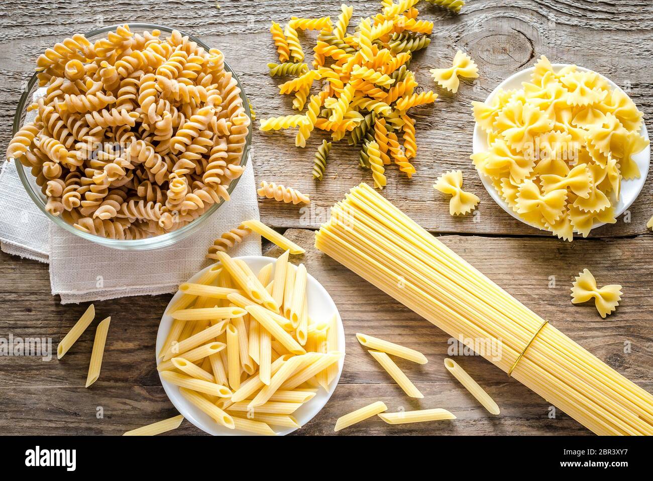 Différents types de pâtes alimentaires Photo Stock - Alamy